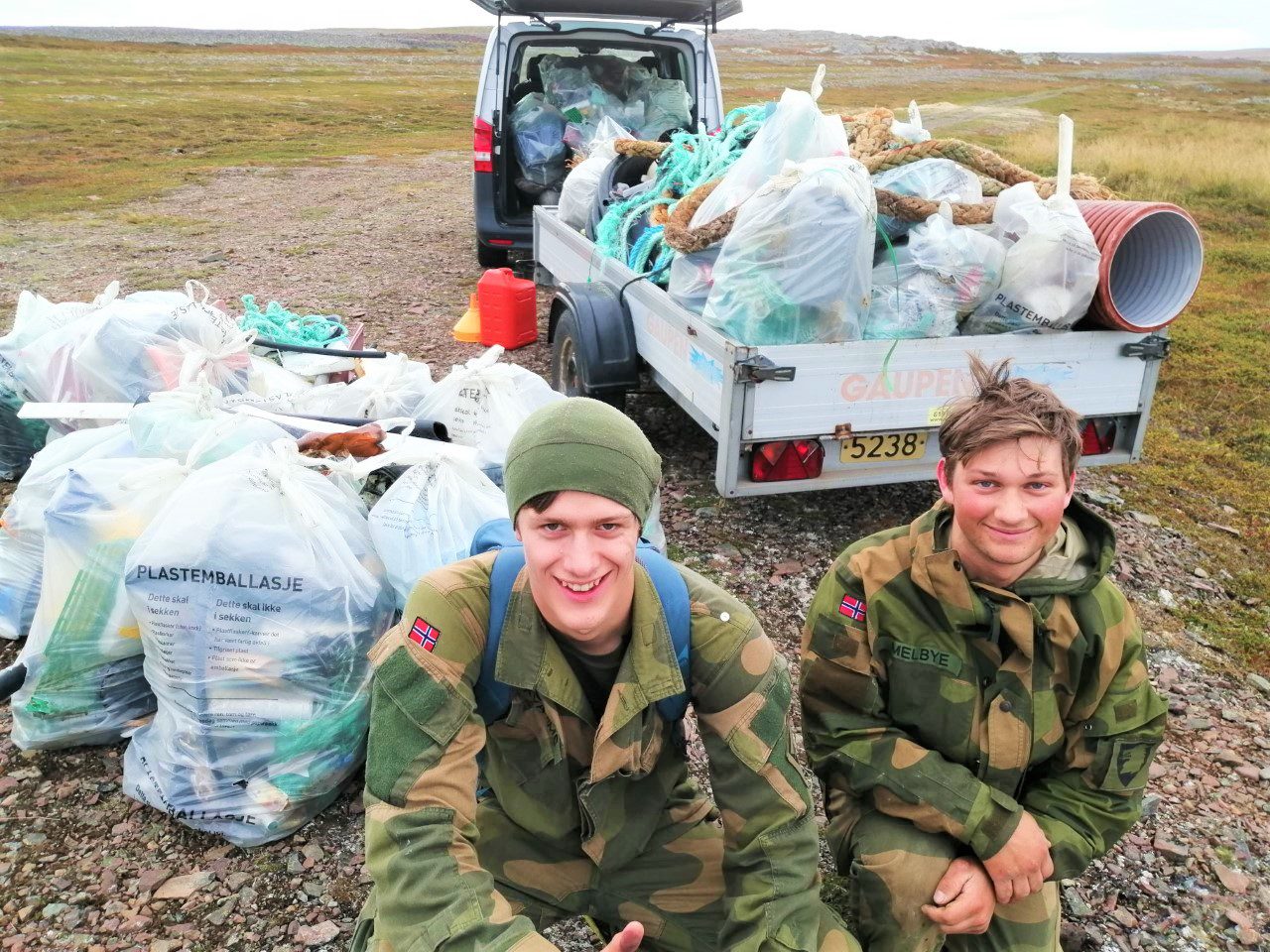 Rydder både strand og havn - Østhavet